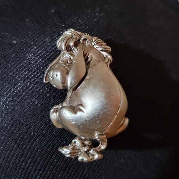 Disney | Jewelry | Vtg Disney Winnie The Pooh Silver Tone Eeyore Brooch ...